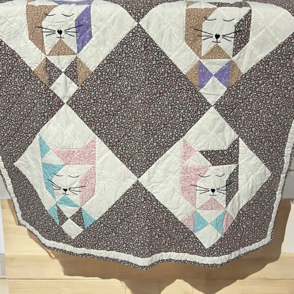Hand Crafted | Bedding | Vintage Handmade Patchwork Calico Cat Quilt ...